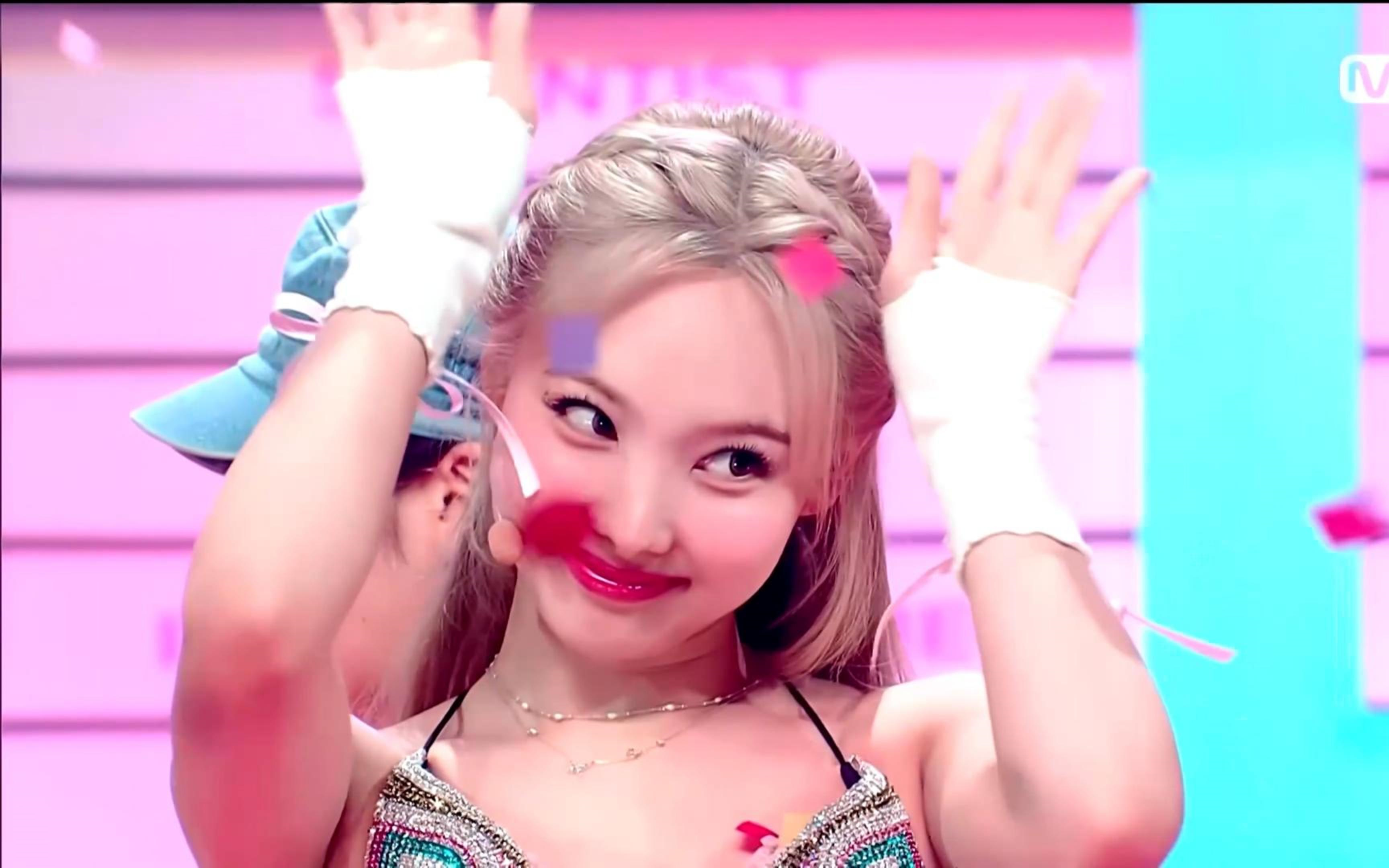 【4K 中字】林娜琏 - POP!打歌舞台 220630