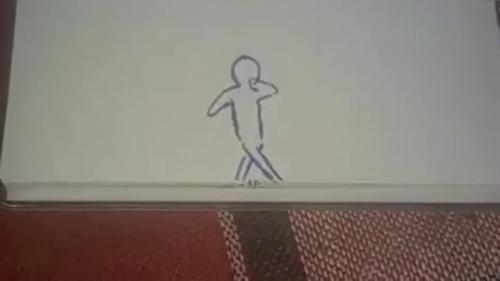 纸上的连环画,翻动书本的那一刻让我开眼了,这画技一般人还真做不到!