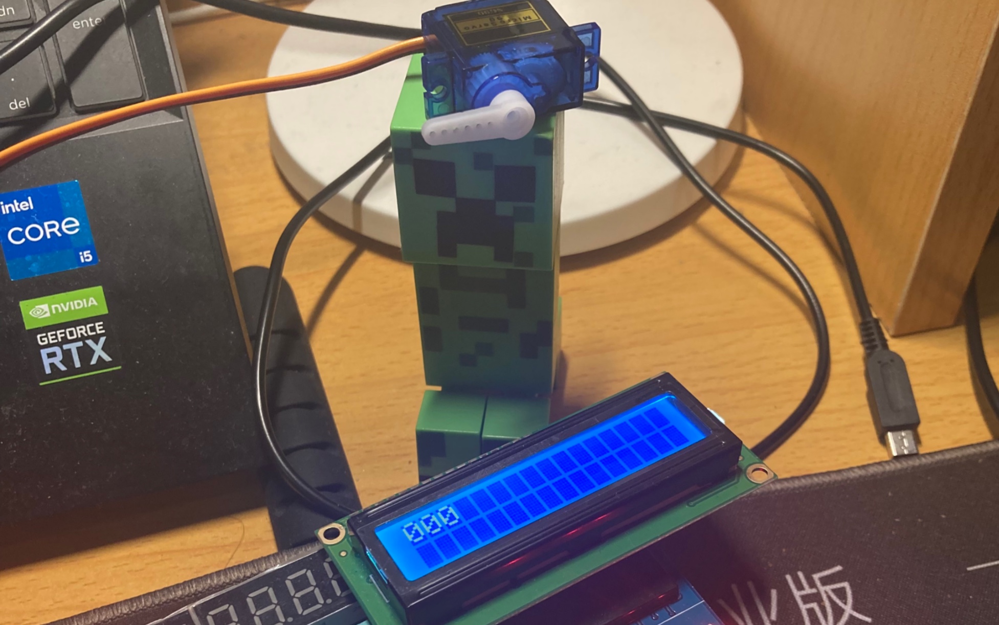 51单片机输出pwm波控制sg90舵机校准