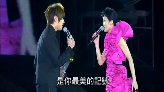 初中时火遍校园的一首歌,用了3年的手机铃声,太感动