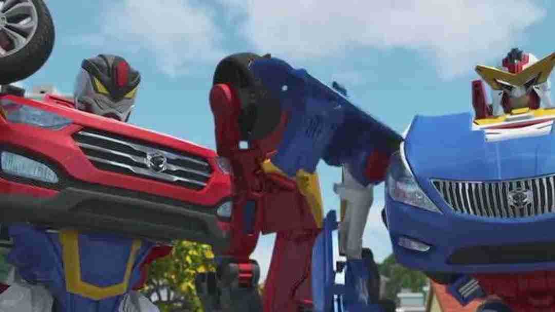 咖宝车神第一季:咖宝战神带蚊子飙车