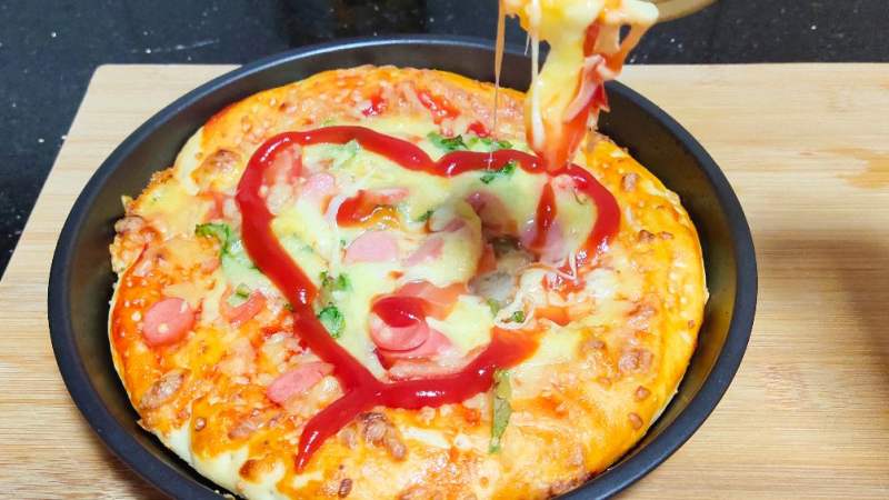 自己动手做披萨,比外面好吃,做法简单又美味