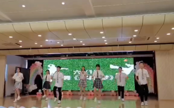 孩子们的小学毕业演出