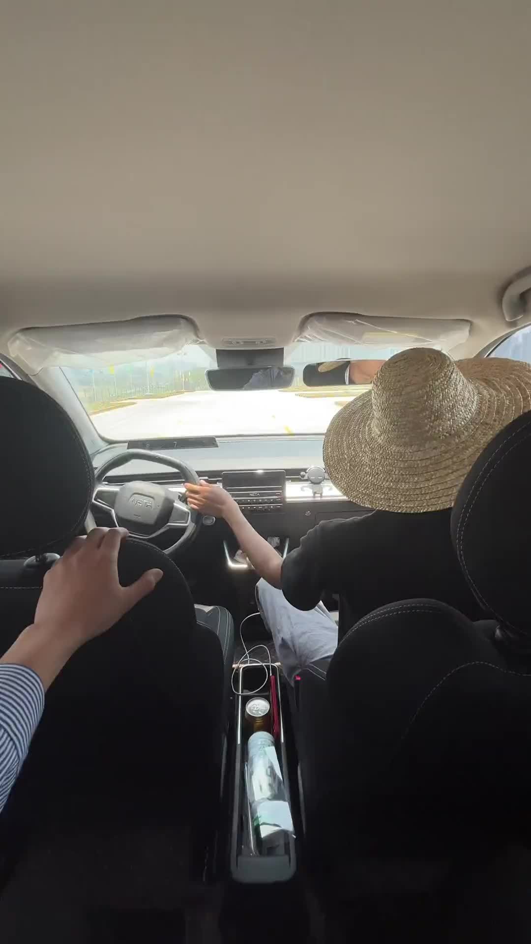 原来自动挡还可以这样子开、把学员惊呆了