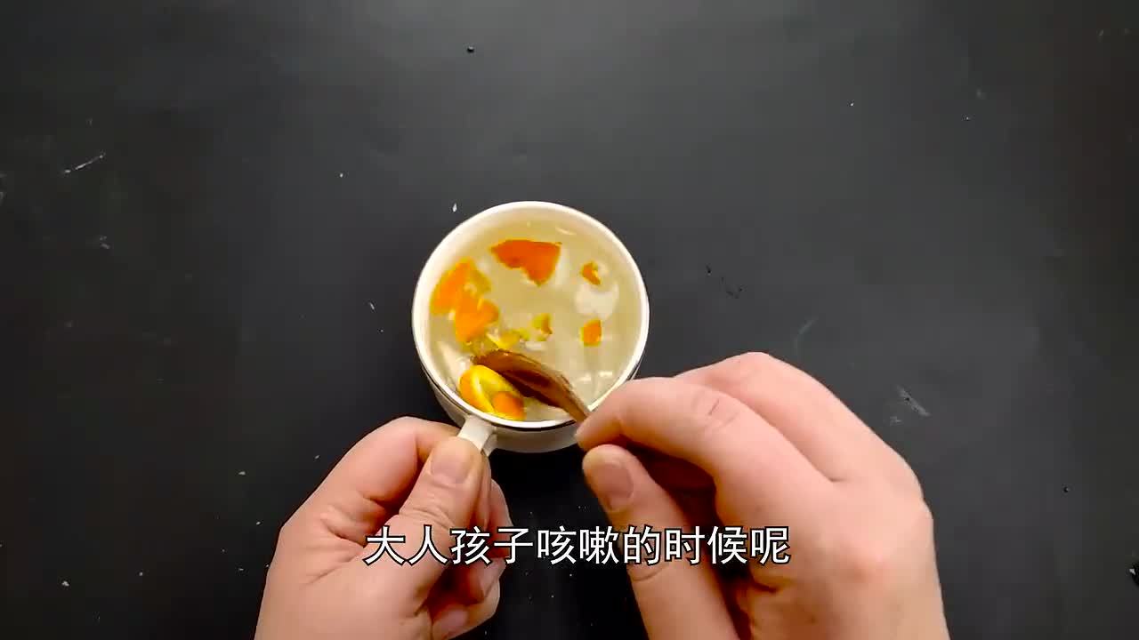 橘子皮加它泡水,作用太棒了,一年能省下不少钱