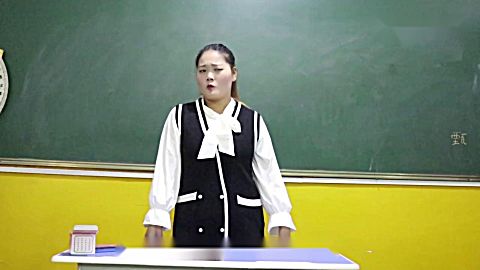 新老师让同学们自我介绍,没想到同学们得回到真有趣,结局太逗了