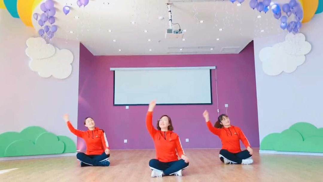 幼儿国学手指小律动《古朗月行》手势舞,不一样的幼儿舞可还行?