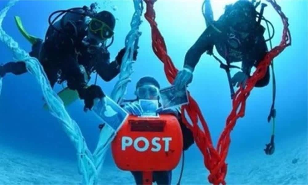 世界上最深的邮筒,想寄信必须会潜水,你想收到来自海底的信吗?