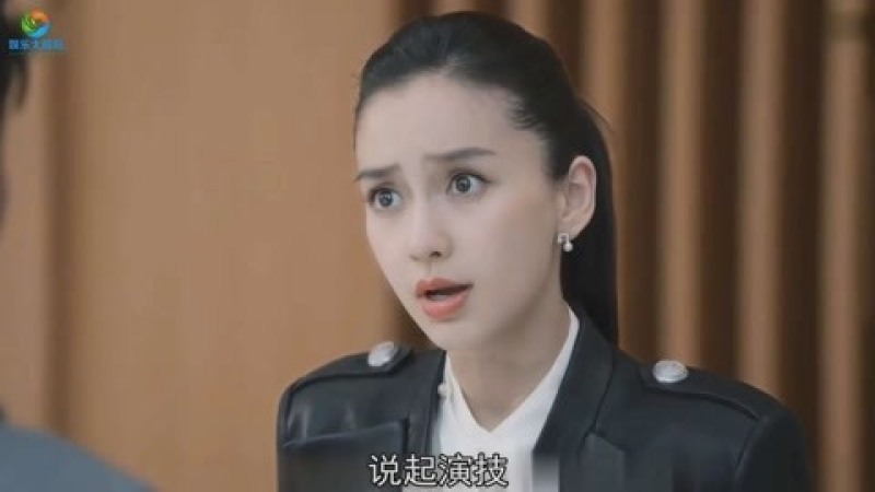 杨颖要上综艺教人演戏?网友:瞪眼演法要有传承了
