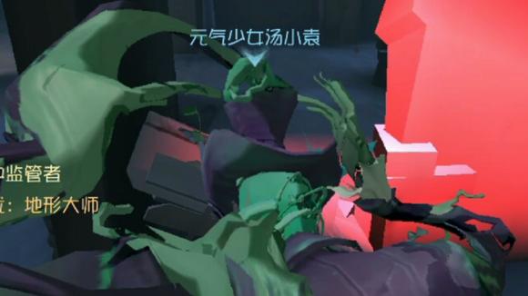 第五人格:咒术牵制180,就因为医生的一个震慑导致平局。