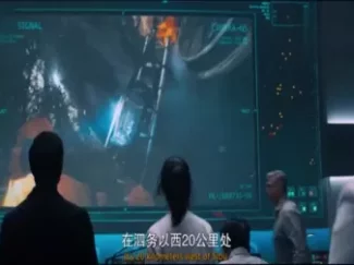 毒液附身后,能力几何倍增强,汽车直接被撕裂,断骨瞬间修复