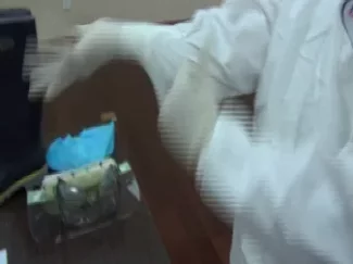 穿脱防护服操作流程