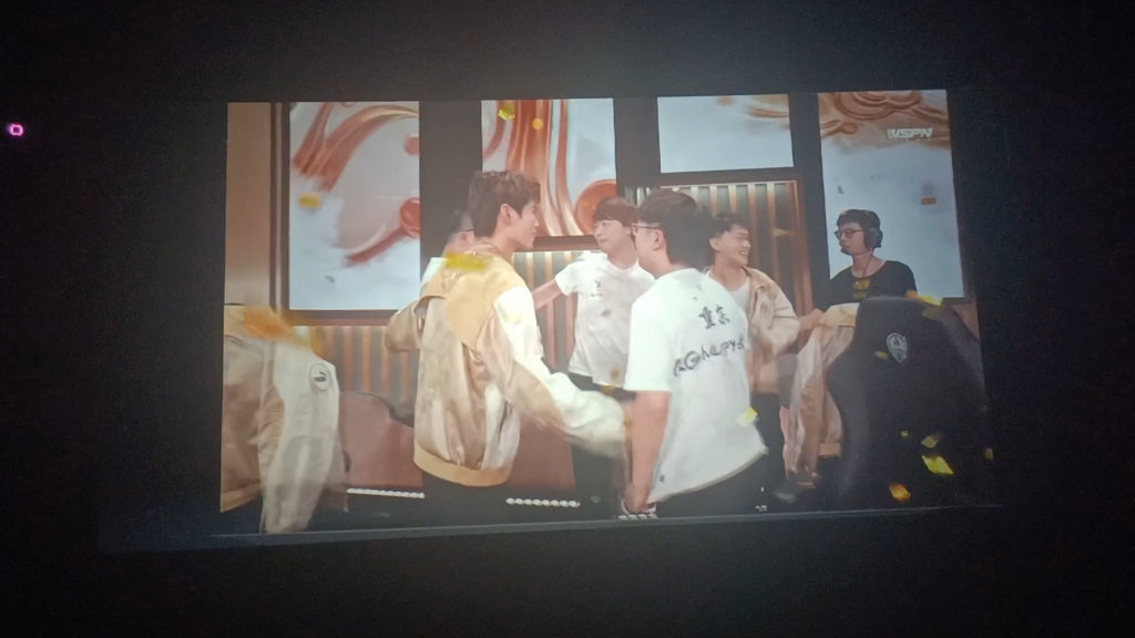 【QG夺冠电影院观影现场实录】