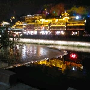 月亮供电不足8W6v 