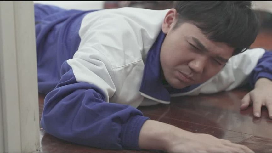 儿子煤气中毒后父亲为何残忍抛弃,是道德的沦丧还是人性的扭曲?