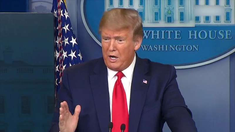 特朗普称自己抗疫过程中没犯过错 遭记者当场质疑后火速甩锅