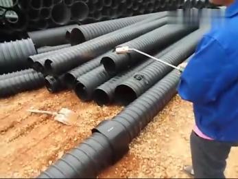 易达塑业钢带管热熔连接示范