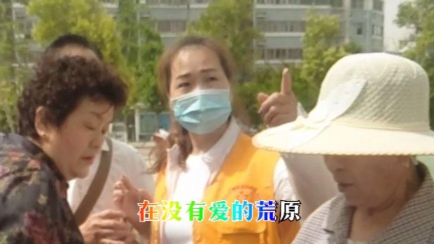 滕州市红十字尚善志愿服务队联合矿山医院走进龙泉苑小区开展义诊