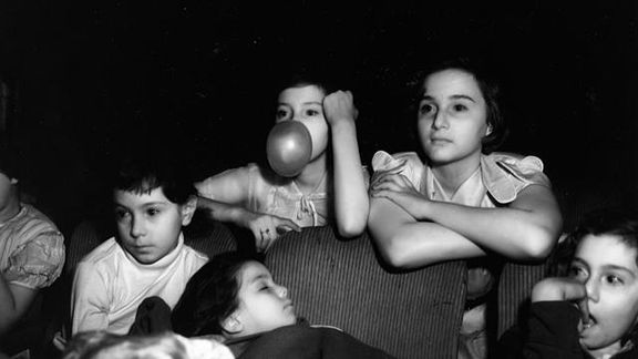 看完这些照片,你还敢不敢在看电影的时候搞小动作