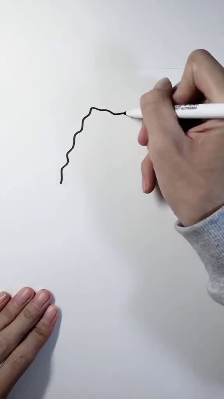 你觉得海绵宝宝这部动画片主要想表达什么