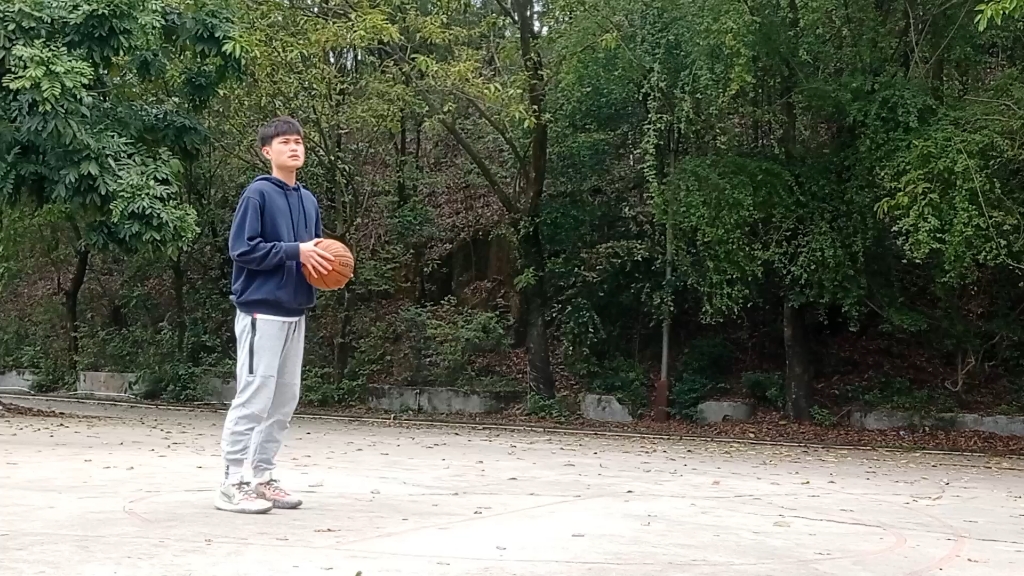 双手胸前投篮复习课