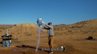 国外小哥自制超大液氮火箭实验,发射的一瞬间,老外跑都来不及
