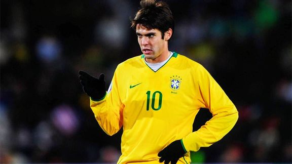 回顾世界杯小组赛巴西大战克罗地亚,卡卡打入世界杯唯一的进球