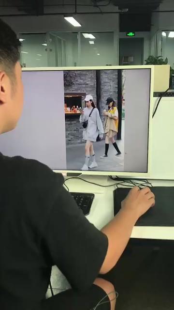 ps呵,喜子跟我杠上了不就是P人物嘛,简单ps教程学浪计划