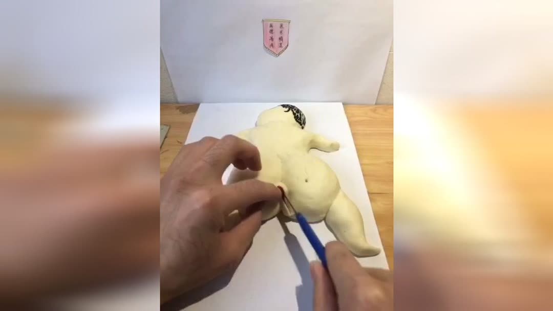 爆笑!医生亲自示范教你如何割痔疮!