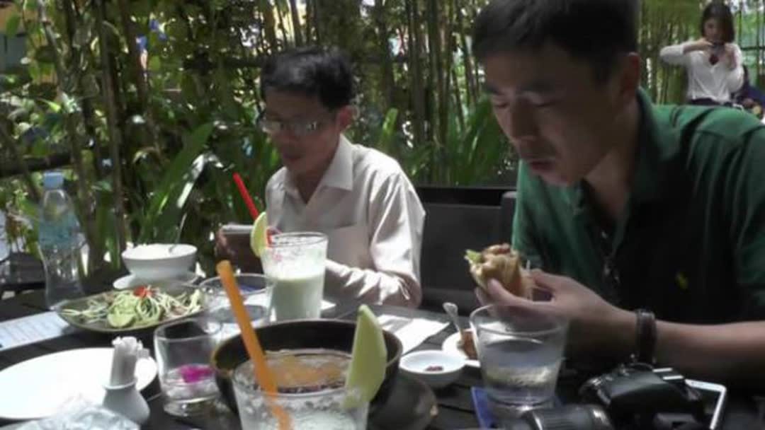 在柬埔寨小餐厅吃饭,居然花了100美金