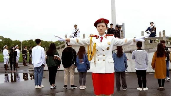 最闪耀的升旗仪式38秒视频,凝神屏气,目不转睛