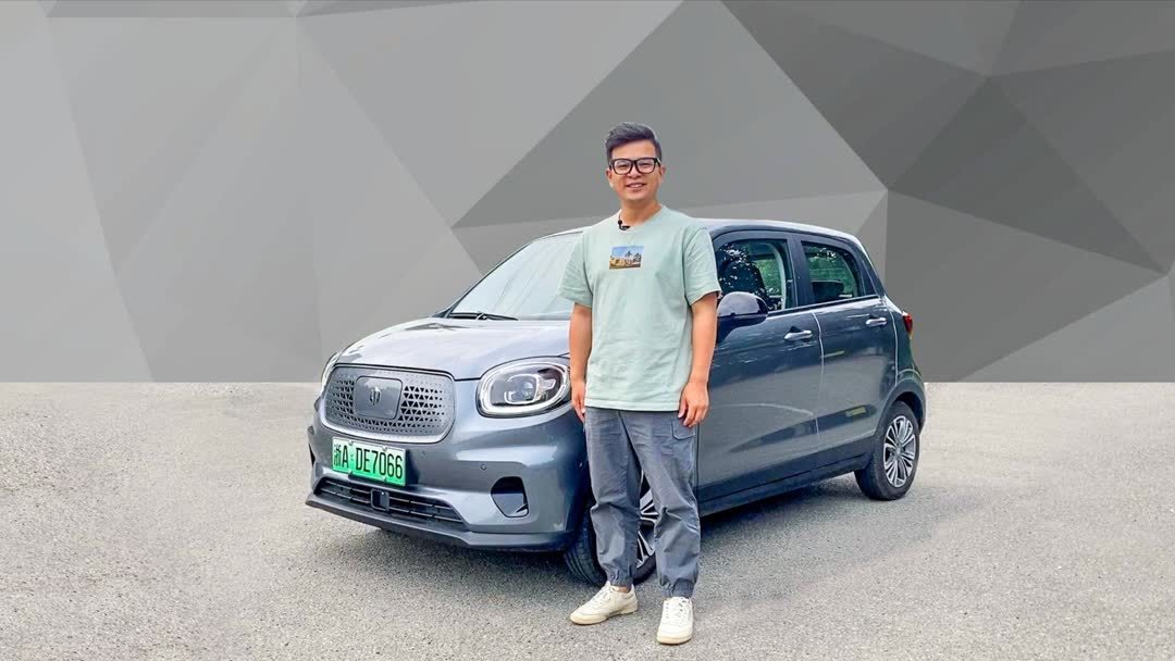 6、7万买辆代步小车,续航403公里,科技配置高的出乎意外