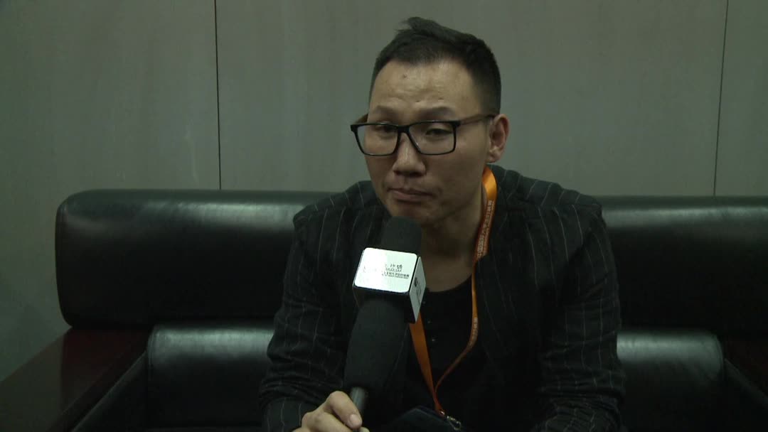 采访:大连工业大学服装学院服装艺术设计方向负责人孙林