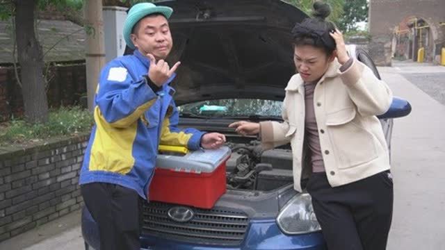 女医生车坏了,修理工却要按医院流程先挂号,太逗了