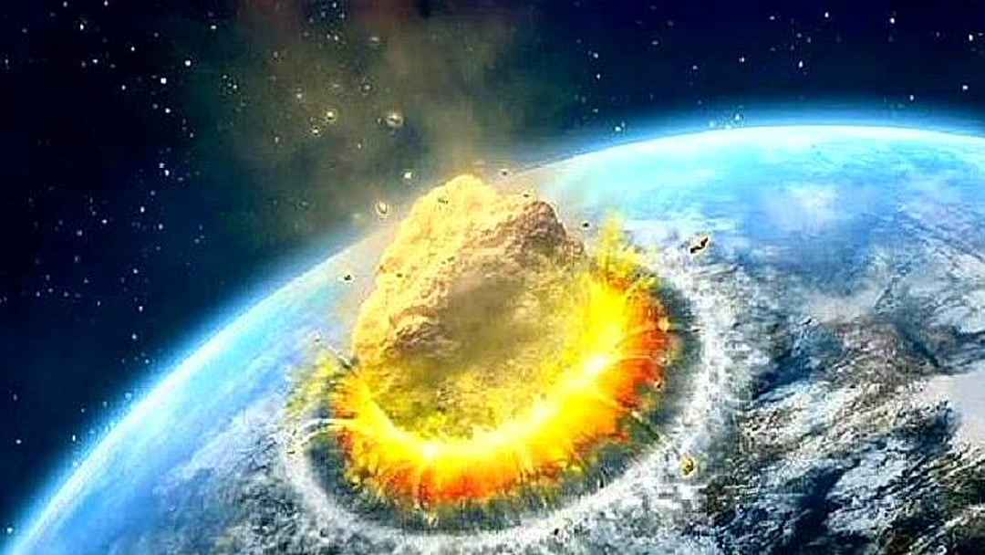 网友:假如木星撞击太阳,会怎么样?科学家直言:威力太大了