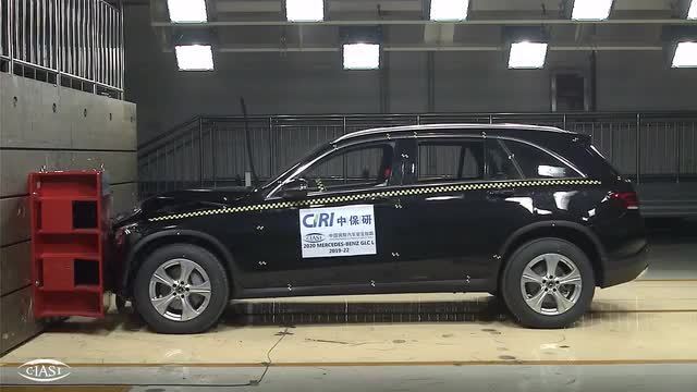 碰撞测试:2020款北京奔驰GLCL中保研CIASI测试
