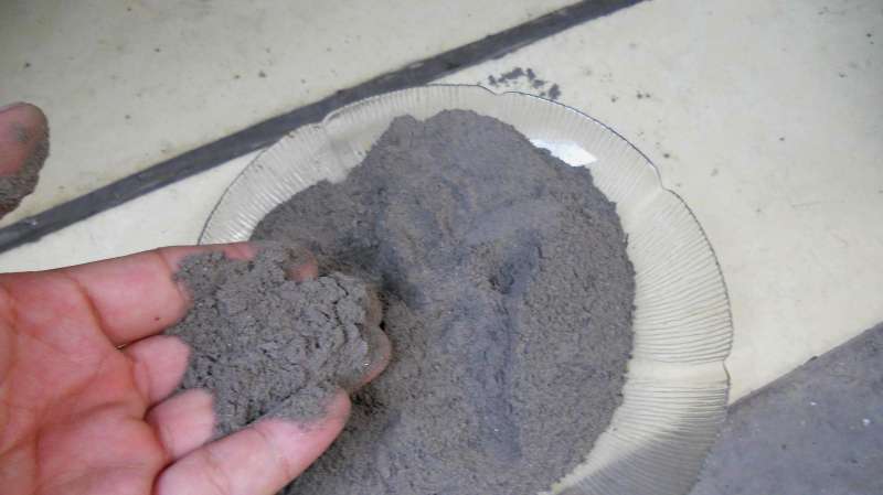 农村常见的草木灰,没想到还有这些作用,一年能省下不少钱