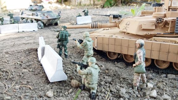 RC模型:M1A2坦克模型