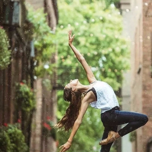 爱跳舞的小仙女123 