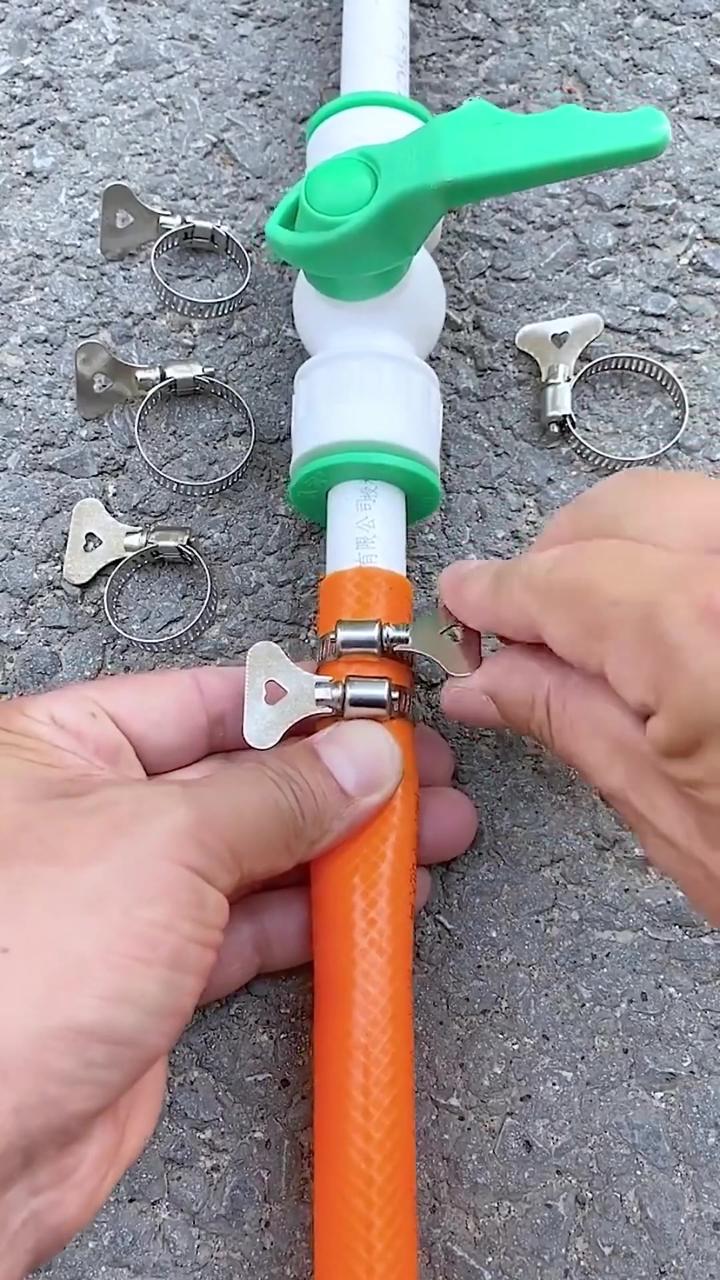 这个#手柄卡箍 可以重复使用,受力均匀更加牢固稳当,不易脱落拆卸...