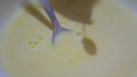 切蛋糕 微波炉做蛋糕视频 如何用烤箱做蛋糕