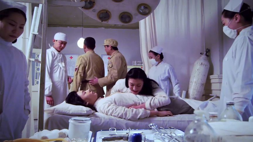 李三:姑娘抢救无效死亡,怎料好友拍她胸口几下,奇迹竟发生了