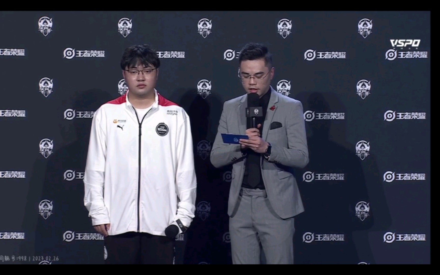 爱思采访,逐渐离谱,主打的就是一个胡言乱语