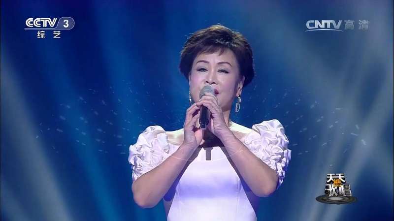 李谷一演唱《乡恋》真好听,听的如痴如醉!