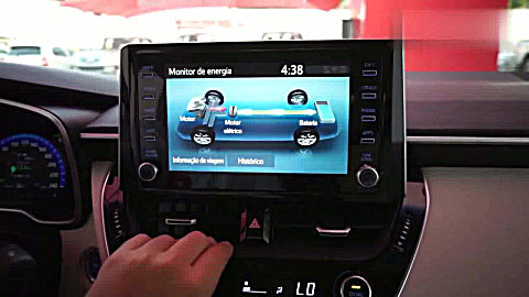 2019款丰田卡罗拉ALTIS,坐进车内仪表盘亮起那刻,我瞬间心动了