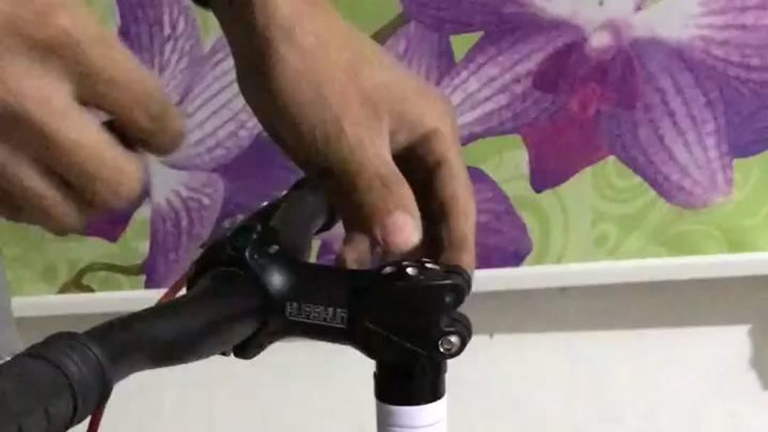 凤凰山地自行车前叉安装