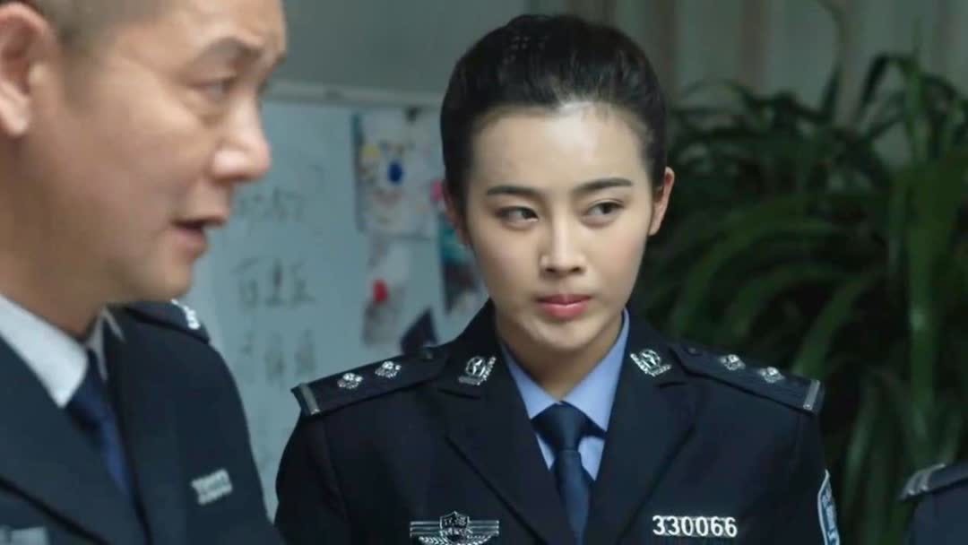 警察锅哥:组员上交检讨书,不料队长当场撕烂,队员们都惊呆了