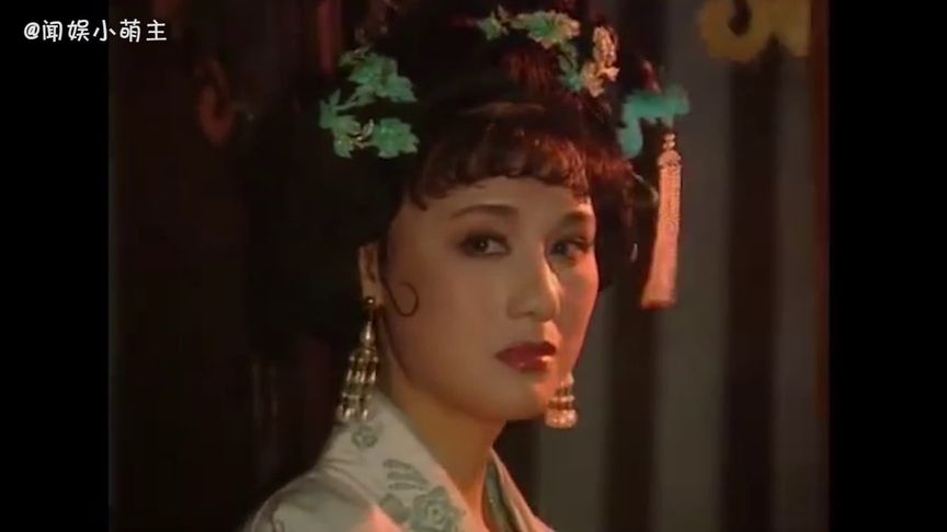 #李建群去世##刘晓庆悼念李建群# 我国著名服装设计师