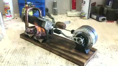 自制的蒸汽机,震撼到了