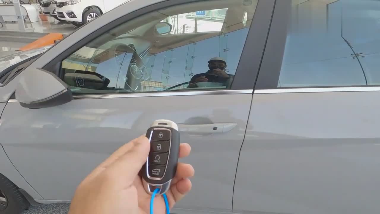 2021款现代伊兰特展示